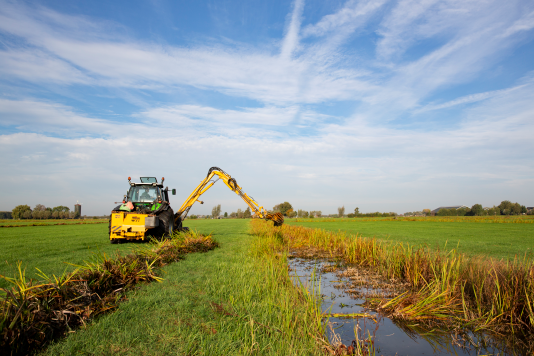 Waterschap werkt met agrariërs aan gezonde sloten - Land+Water