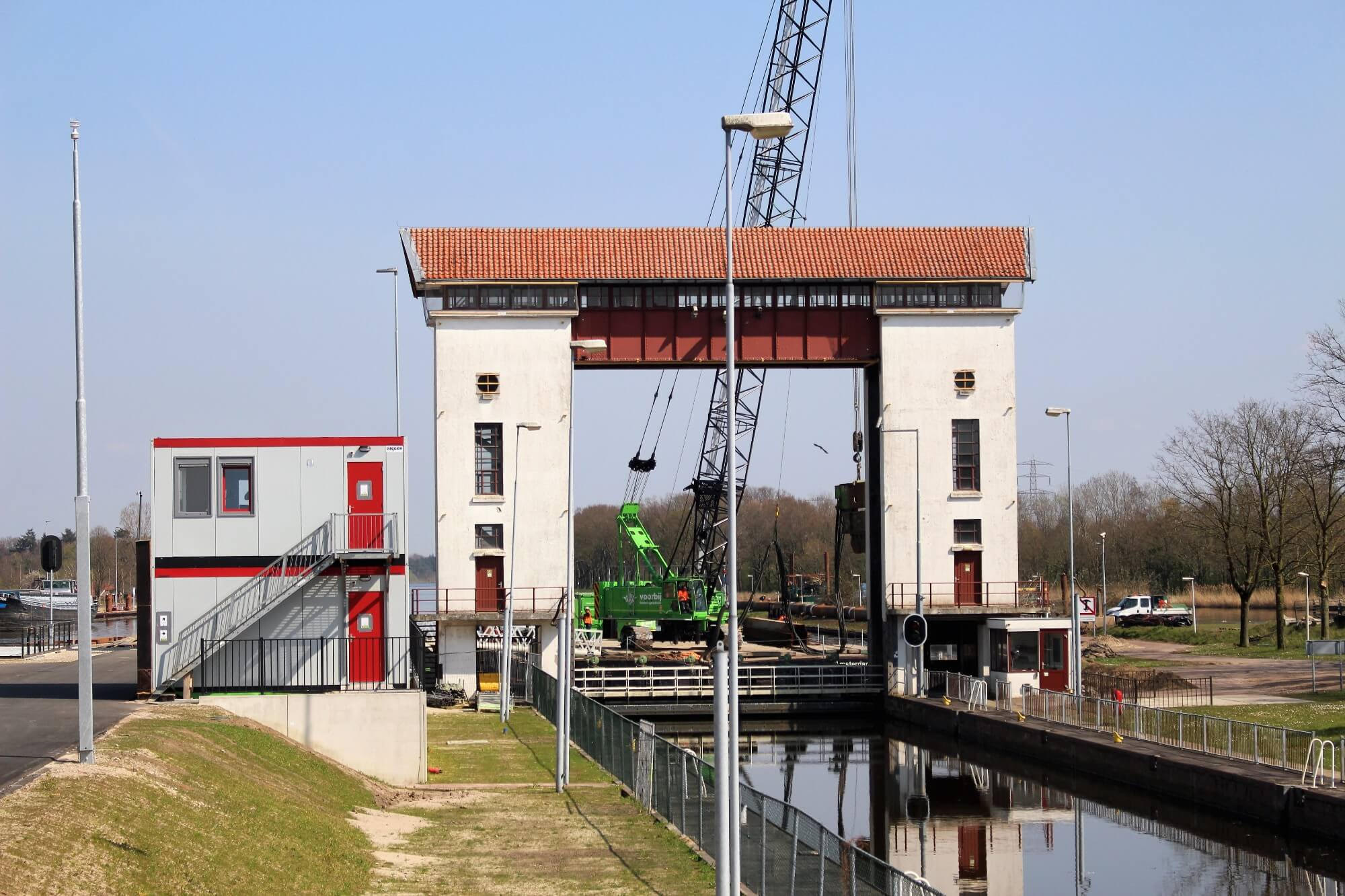 Start groot onderhoud oude Sluis Eefde - Land+Water