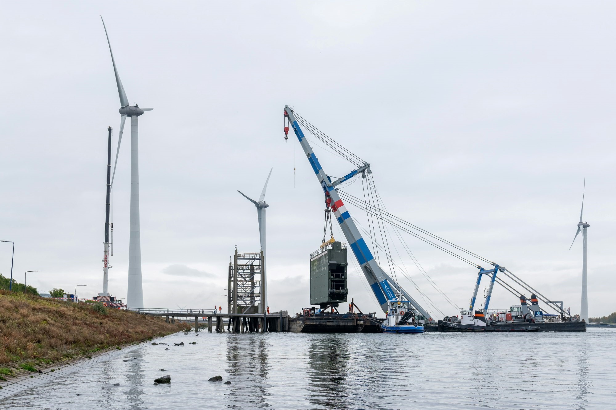 Rijkswaterstaat en GelreGroen ondertekenen contract voor project ViA15 ...